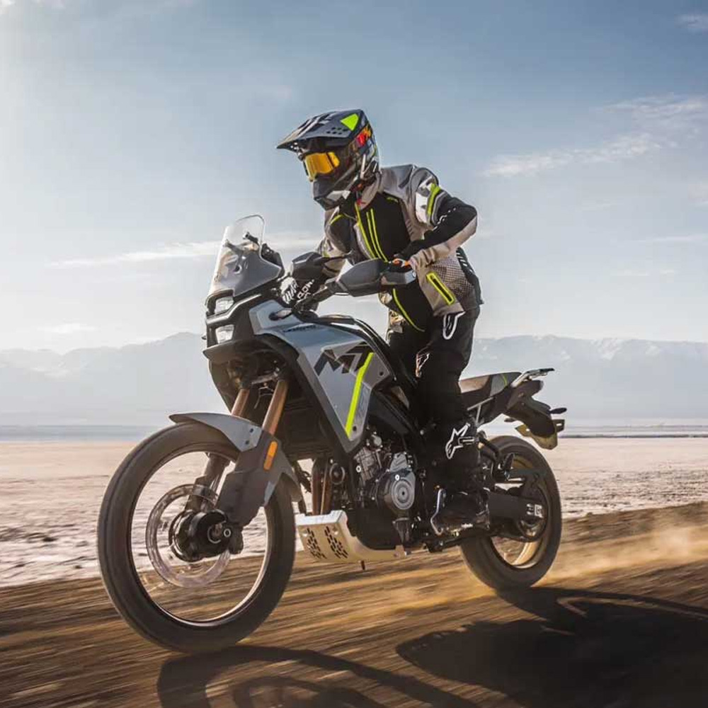 CFMoto Multi Touring | 650MT & 800MT bij Lowlands Biker Store