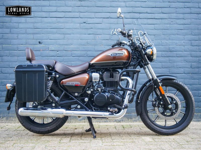 Royal-Enfield METEOR SUPERNOVA